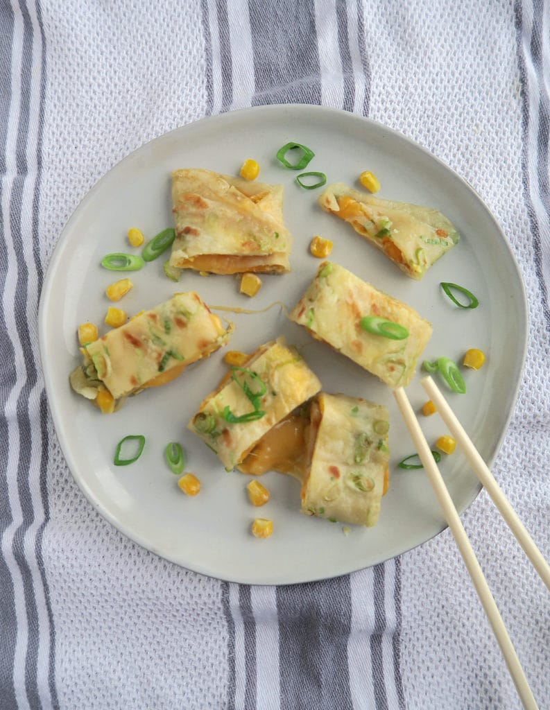 Dan Bing (Taiwanese Traditional Style egg crepe) - Cooking in Chinglish