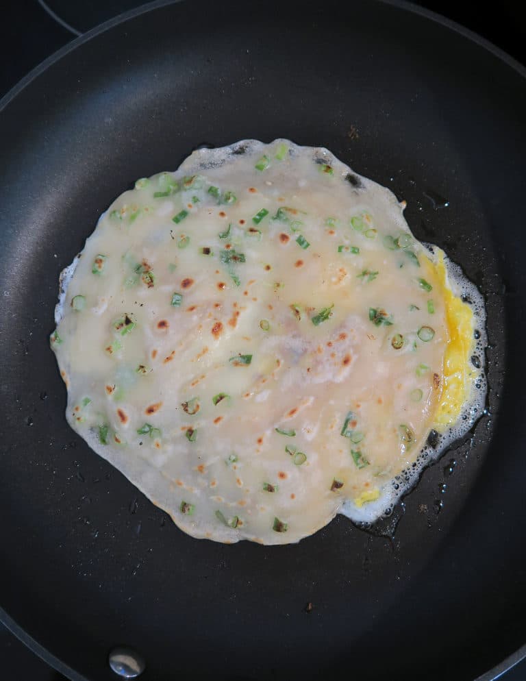 Dan Bing (Taiwanese Traditional Style egg crepe) - Cooking in Chinglish