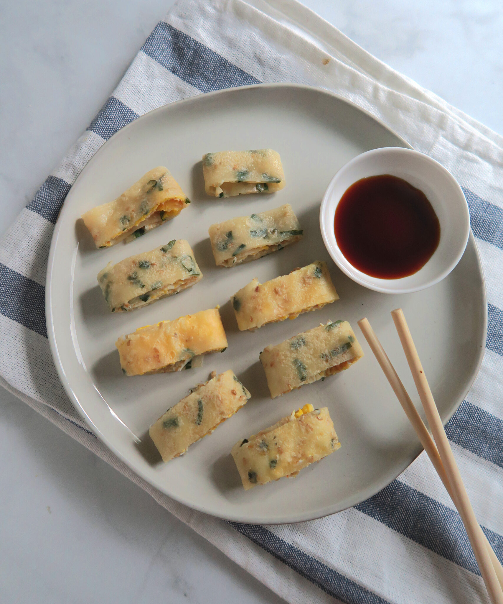 Dan Bing (Taiwanese Traditional Style egg crepe) - Cooking in Chinglish