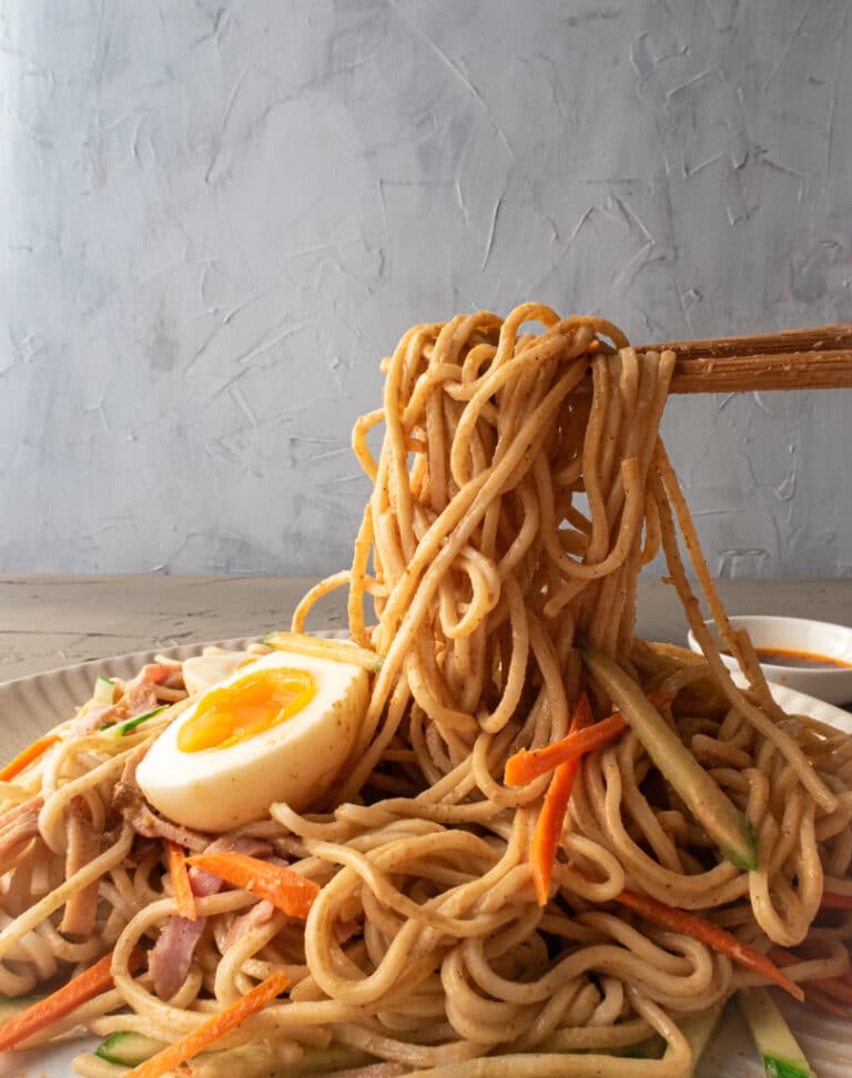 Taiwanese Cold Noodles with Sesame Dressing (Liang Mian) - Cooking in ...