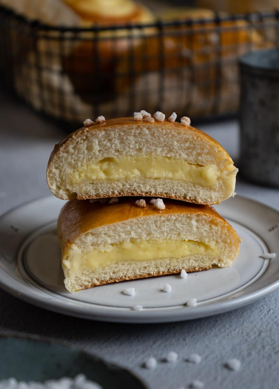 Baked Custard Bun (Cream Pan) - Cooking in Chinglish