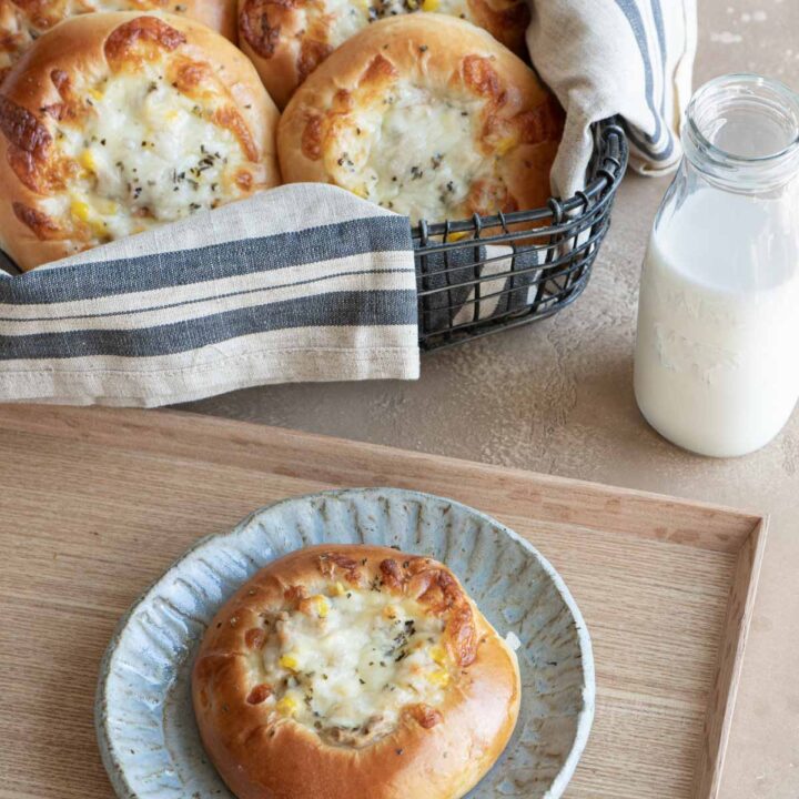 Shio pan 塩パン (Japanese sea salt butter rolls) - Cooking in Chinglish