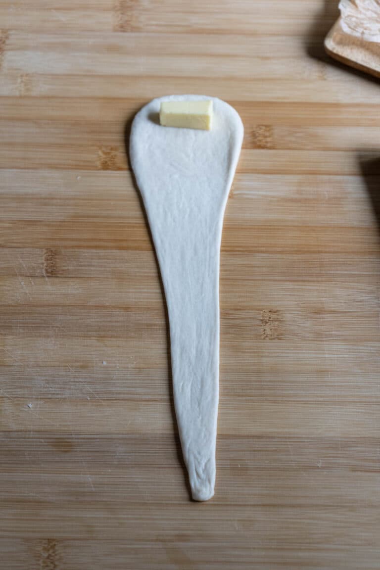 Shio pan 塩パン (Japanese sea salt butter rolls) - Cooking in Chinglish