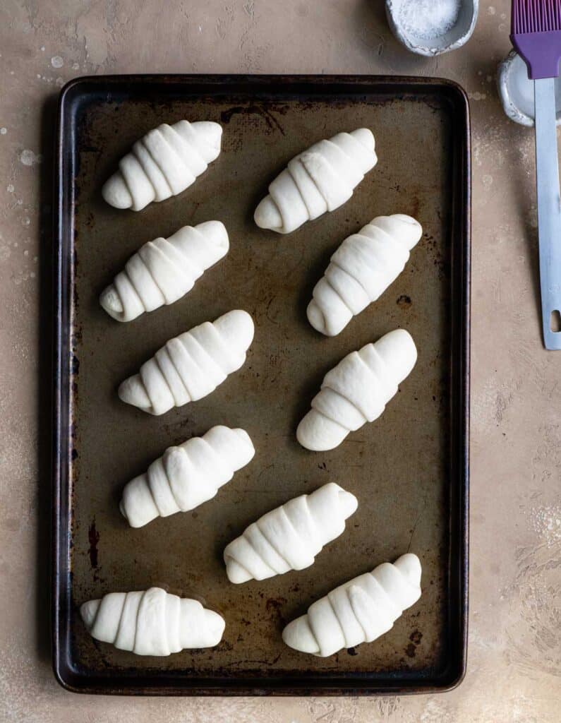 Shio pan 塩パン (Japanese sea salt butter rolls) - Cooking in Chinglish